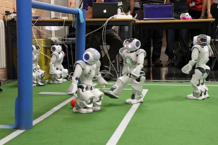 Alumnado de la Escuela de Robótica Netica pide apoyo económico para ...