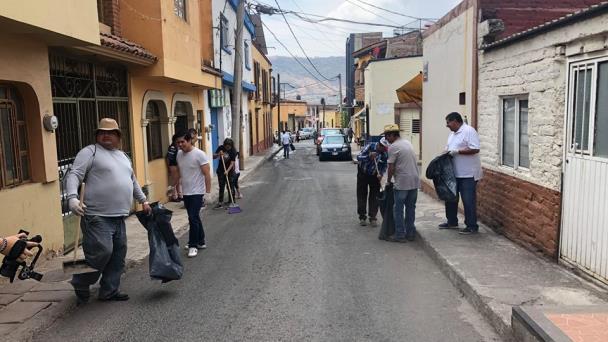 Realizan campaña "Atotonilco Limpio" para asear lugares públicos